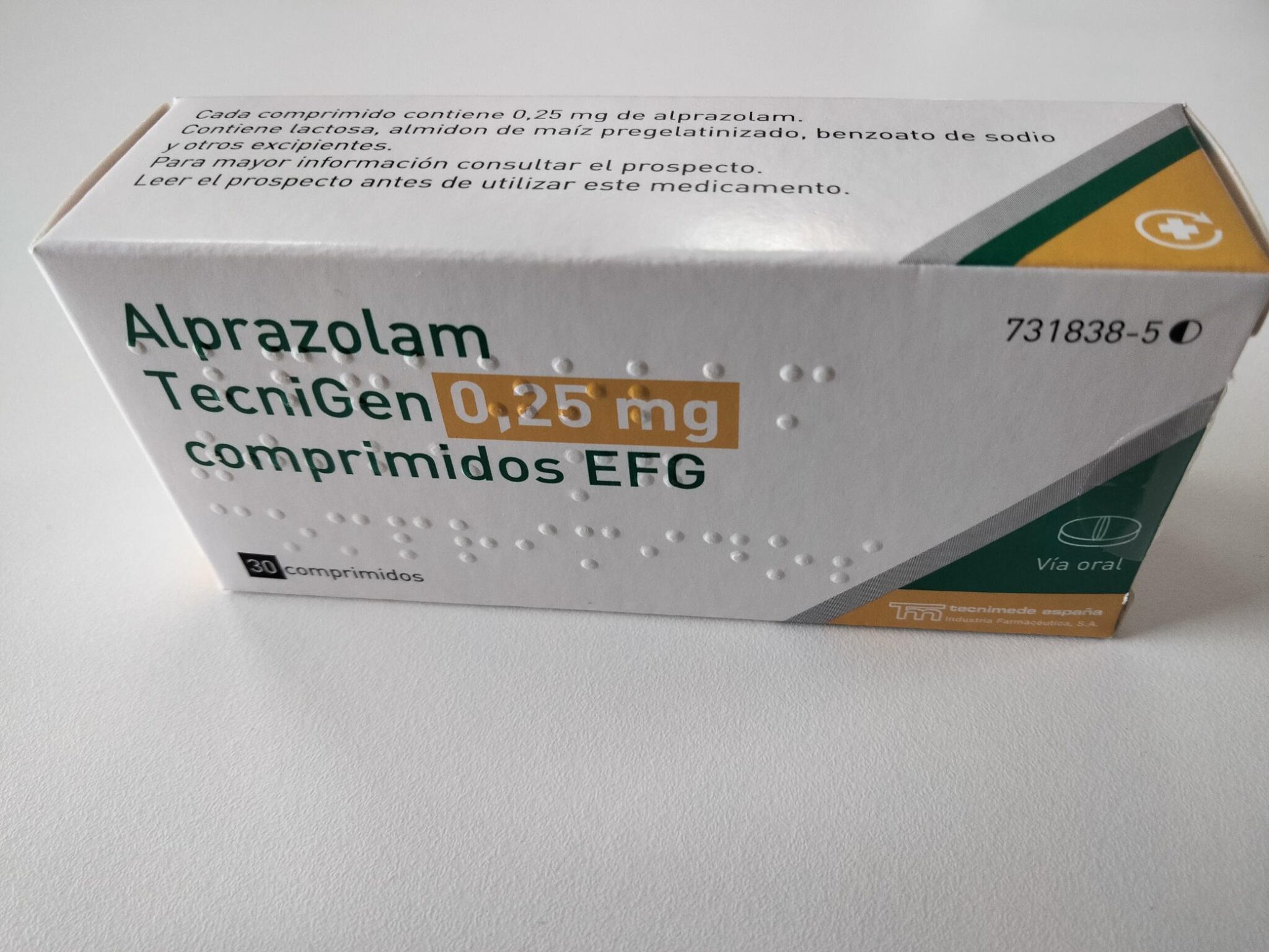 Ophtesic: Gel Oftálmico de Anestesia en Gotas | Ficha Técnica